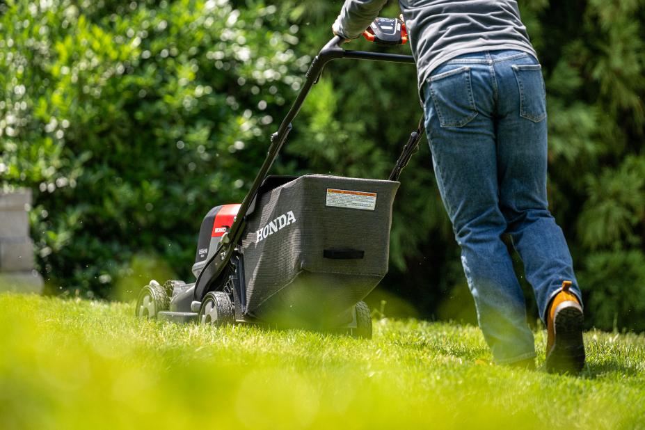 Honda HRX Series Battery Powered Walk-behind Lawn Mower Specifications