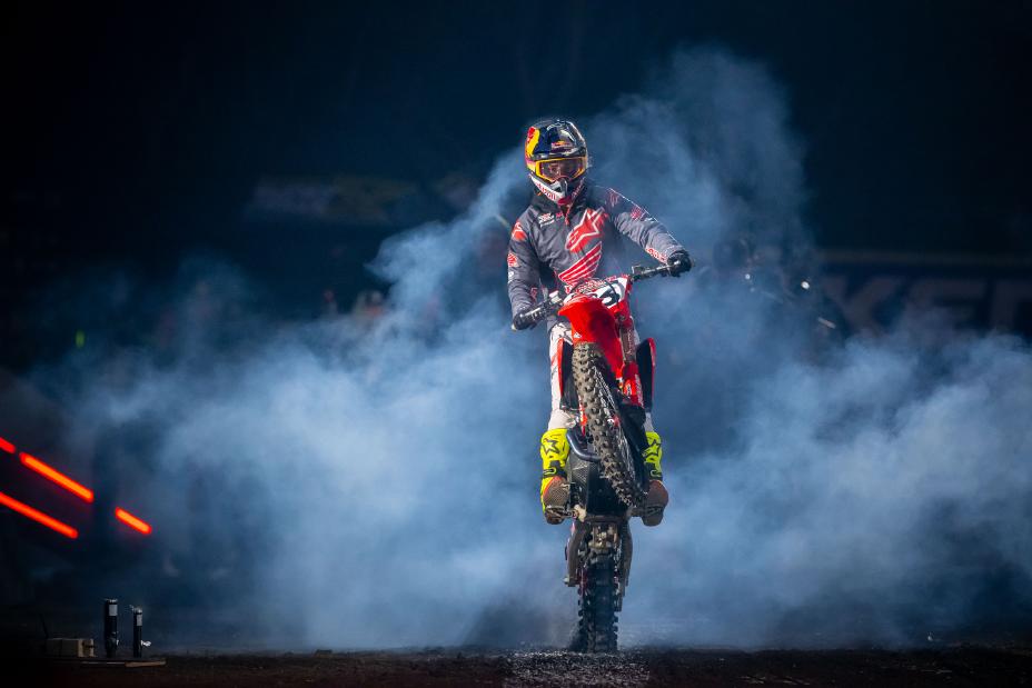 Jett Lawrence Earns His First Win of the Season, at Anaheim 2 SX