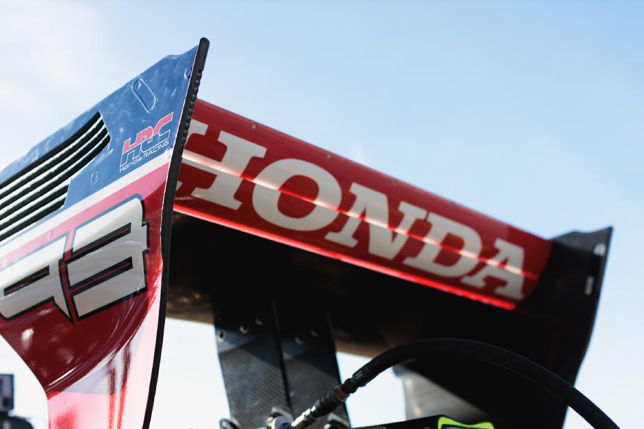 Celebrating Honda’s Hybrid Heroes