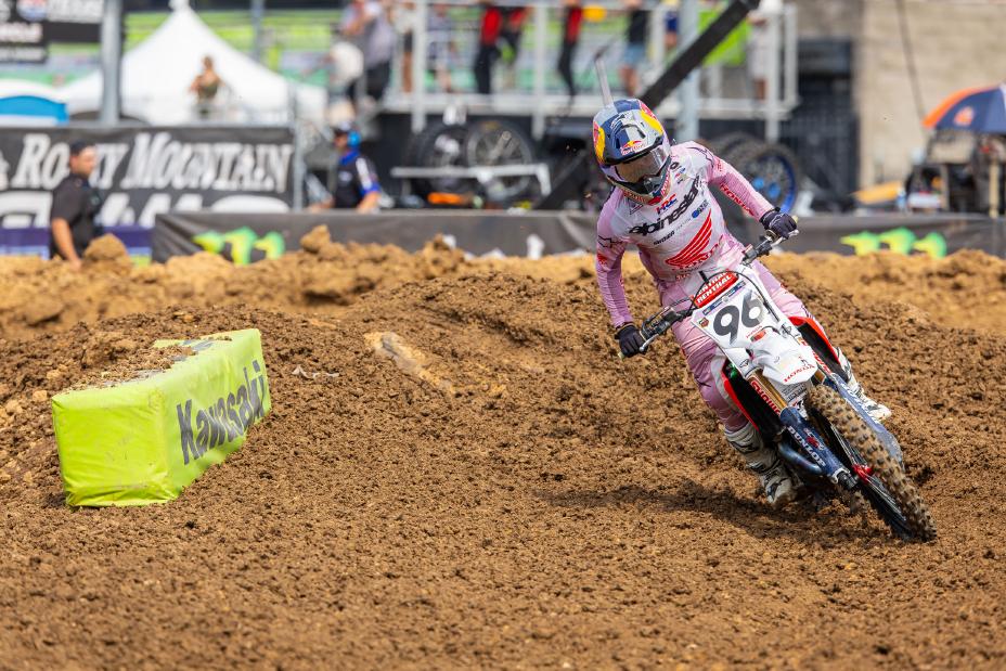 Debut 450 Win for Hunter Lawrence at Fort Worth SMX