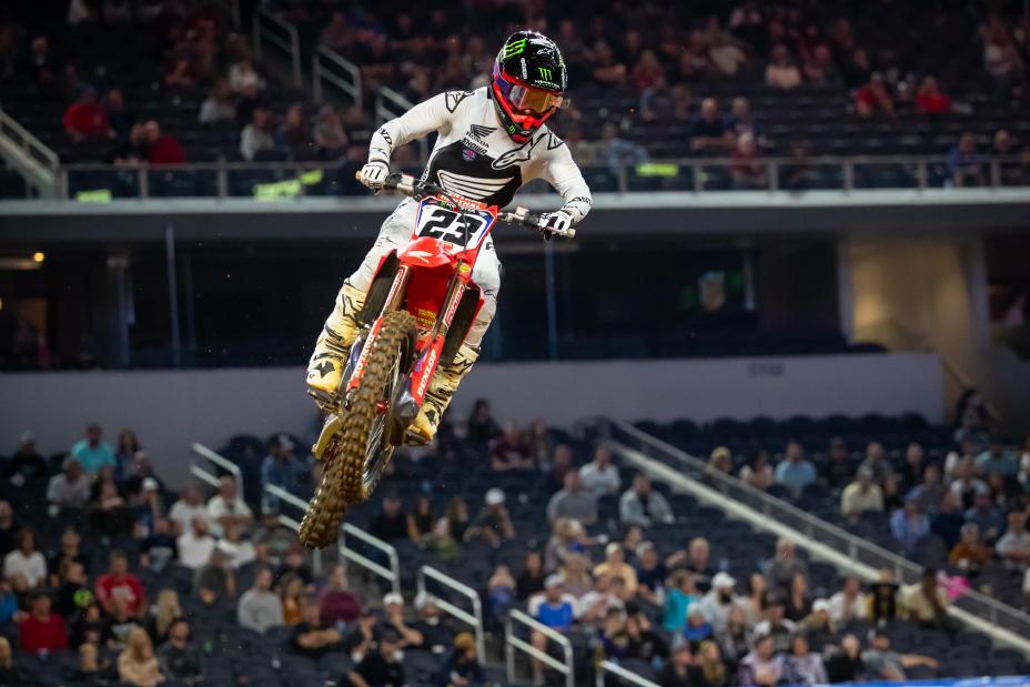Hunter Lawrence Scores Career-First Podium Finish at Arlington 1 Supercross