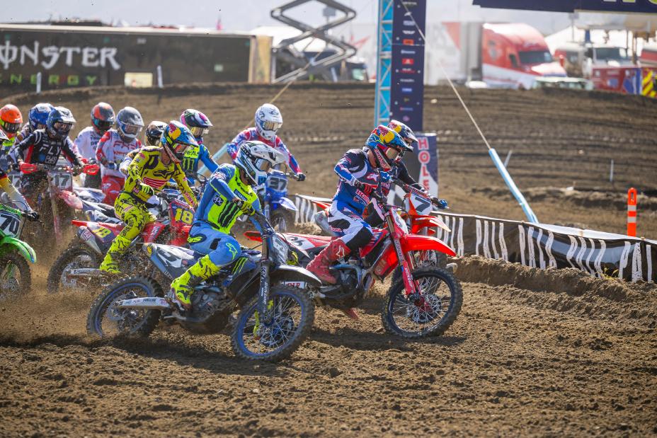 Powerful Return to Racing for Honda HRC Progressive at Fox Raceway