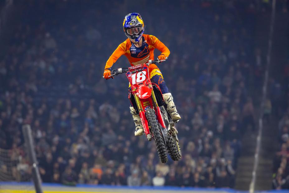 Lawrence Extends 250SX East Points Lead with Detroit Win
