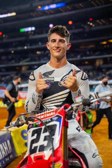Hunter Lawrence Scores Career-First Podium Finish at Arlington 1 Supercross