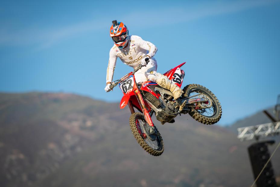 Sexton Finishes AMA Pro Motocross Season With First Premier-Class Victory