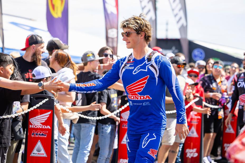 Jett Lawrence Wins Glendale 250SX West Triple Crown