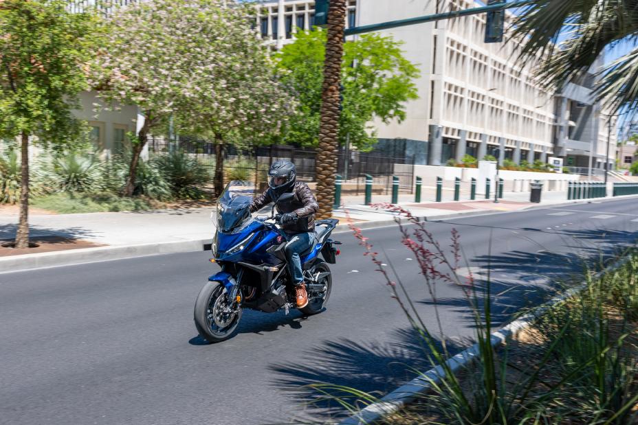 2025 NT1100 DCT Specifications