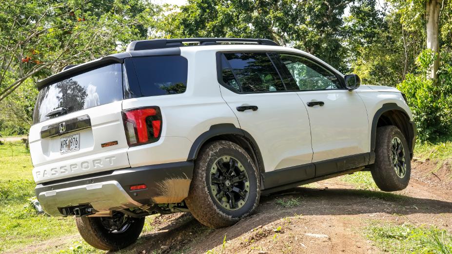 2026 Honda Passport TrailSport Elite