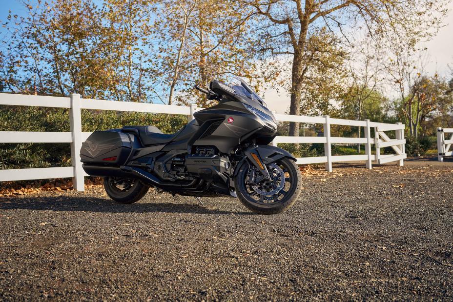 25 Honda Gold Wing Matte Black Metallic Beauty