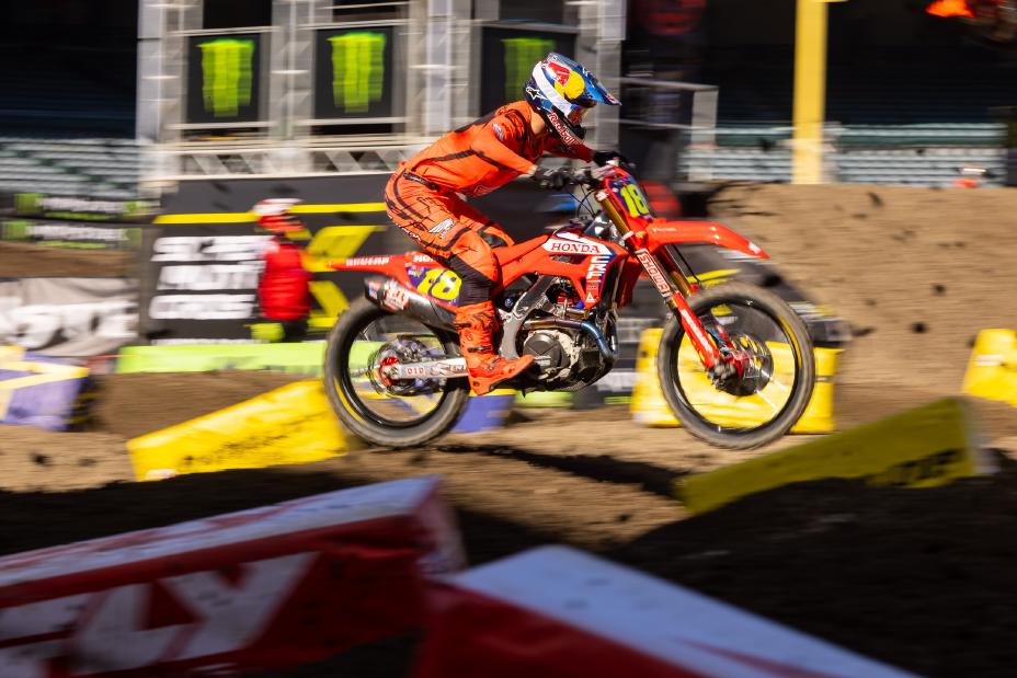 Jett Lawrence Makes History at Anaheim 1 Supercross