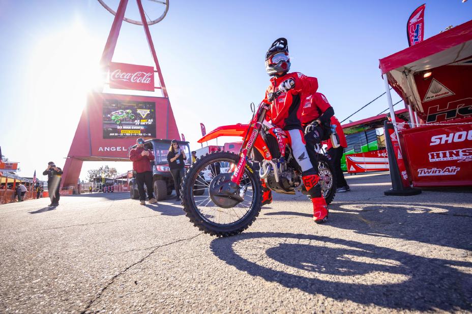 Jett Lawrence Makes History at Anaheim 1 Supercross