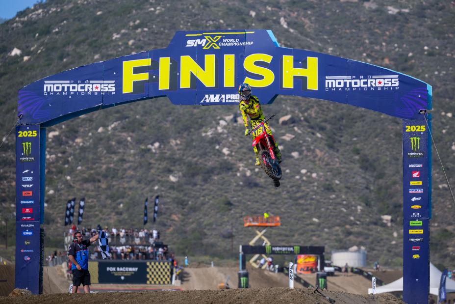 Powerful Return to Racing for Honda HRC Progressive at Fox Raceway