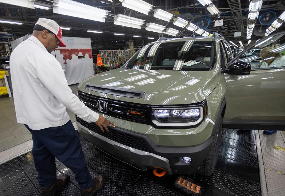 Honda Associates in Alabama Launch All-New 2026 Passport and Passport ...