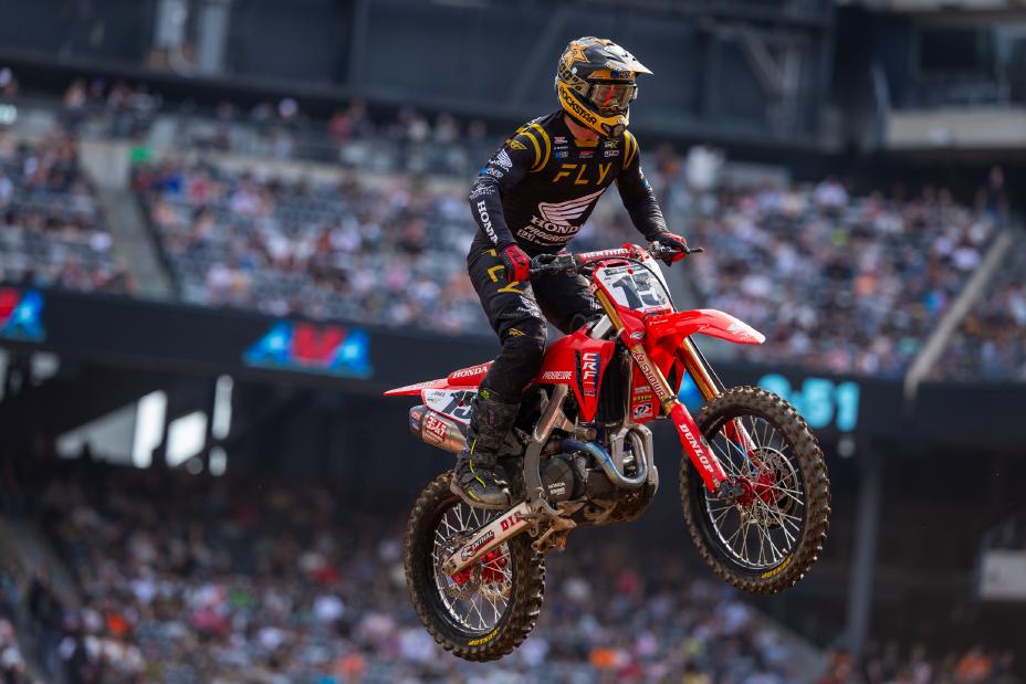 Dean Wilson Earns Top-10 Result at East Rutherford Supercross