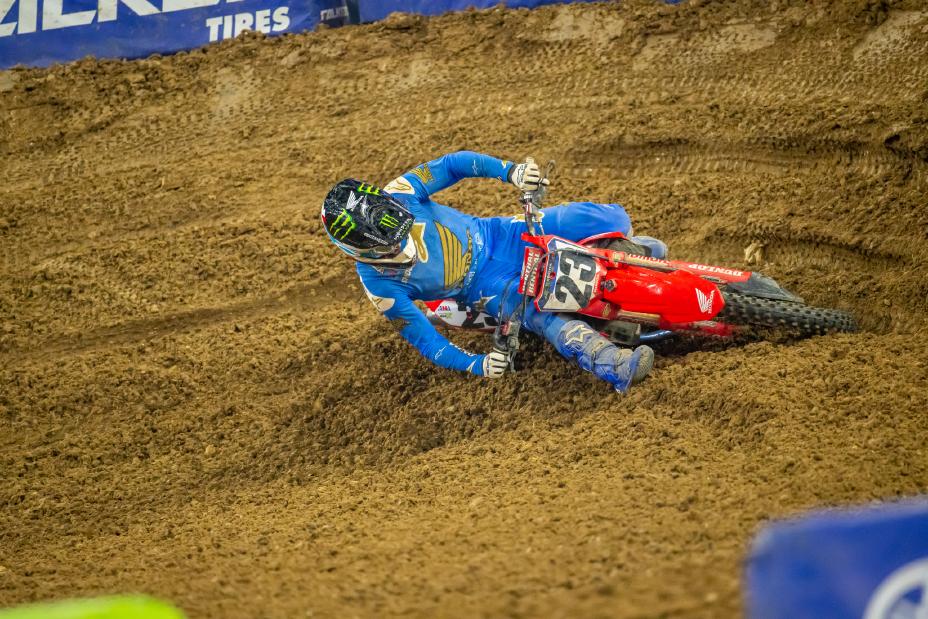 Hunter Lawrence Kicks off 250SX East Battle With a Win in Houston