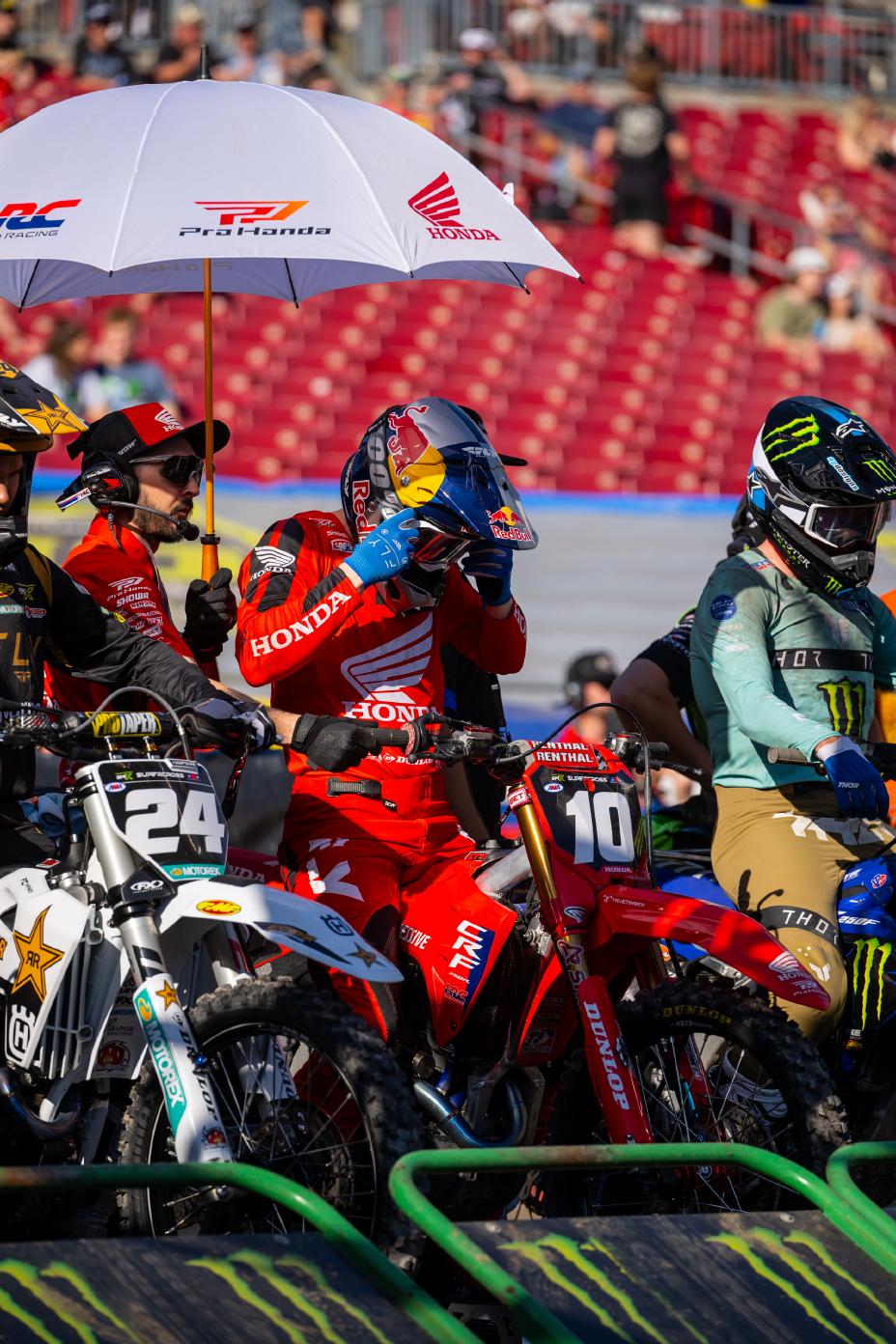 Chance Hymas Earns Sixth Place at 250SX East Opener in Tampa