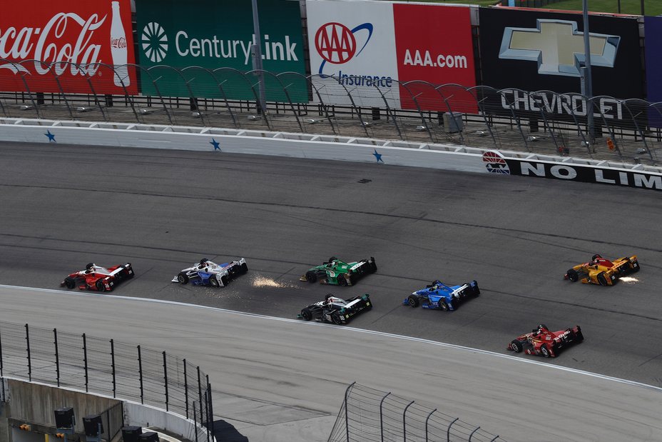 Sparks fly as Honda’s Carlos Munoz leads the Verizon IndyCar Series ...