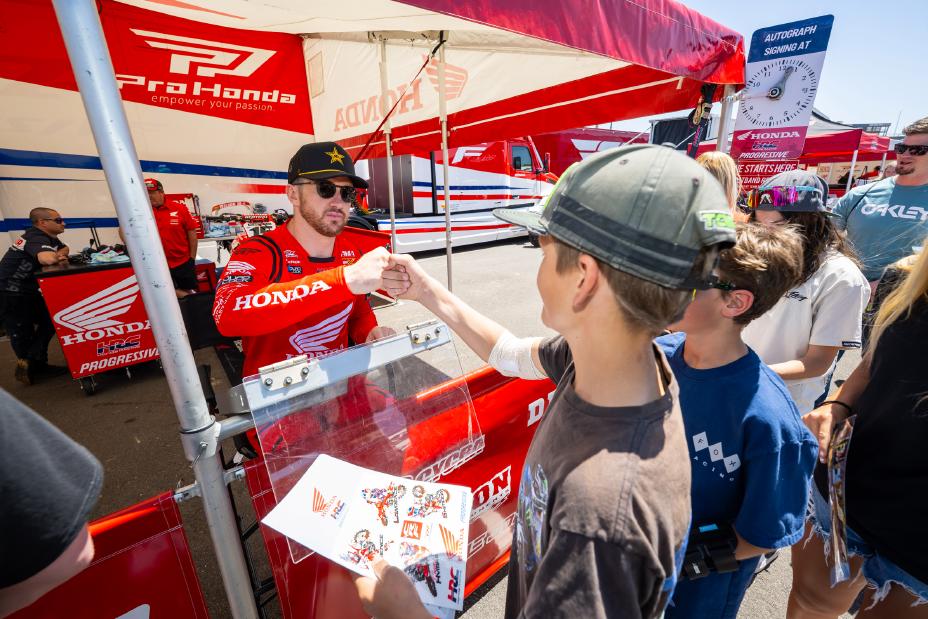 Honda HRC Progressive Races at High-Elevation Denver SX