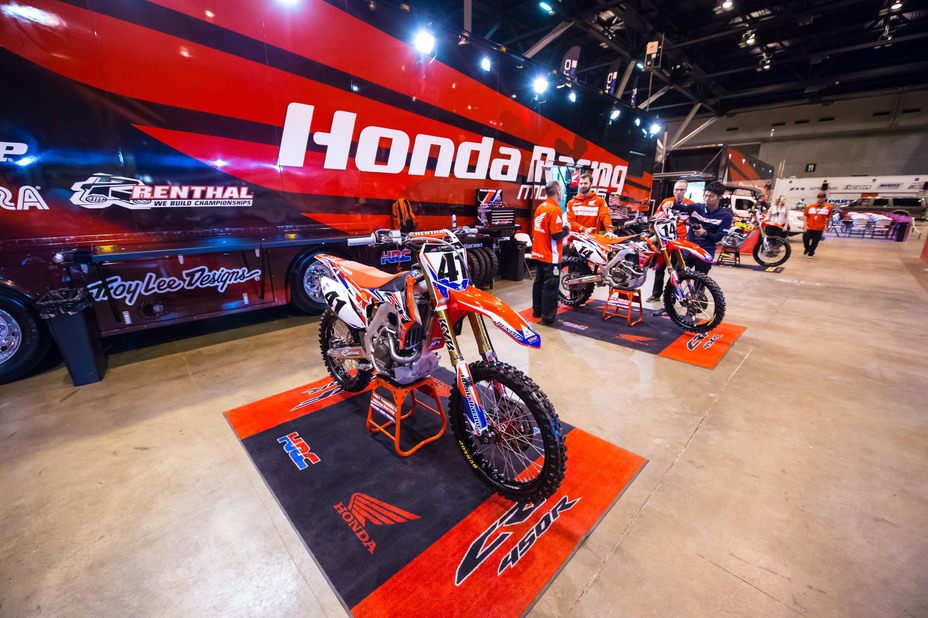 Seely Cards a Fourth at St. Louis