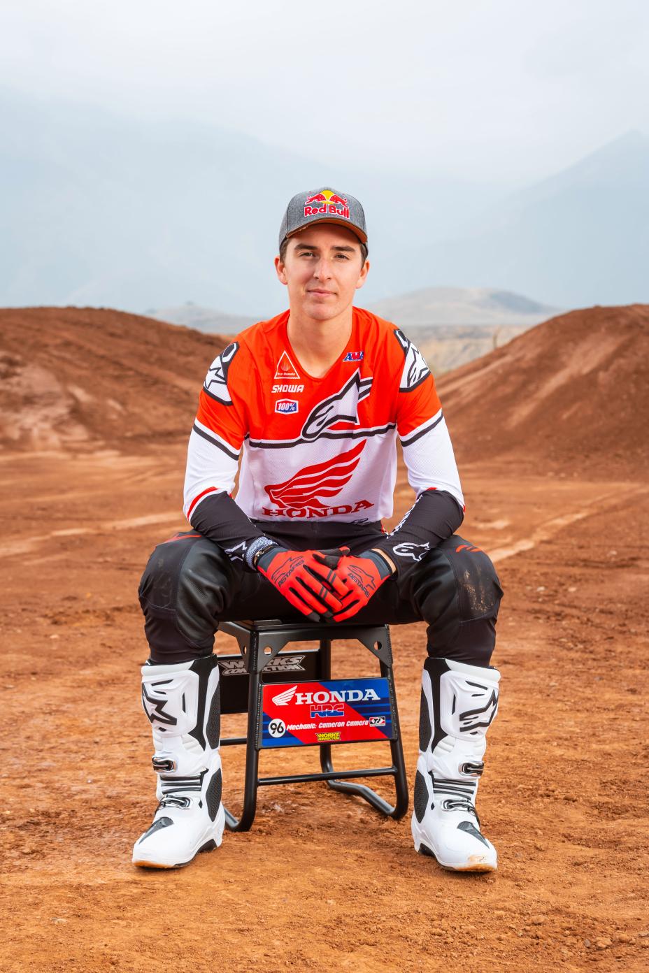 Hunter Lawrence Static