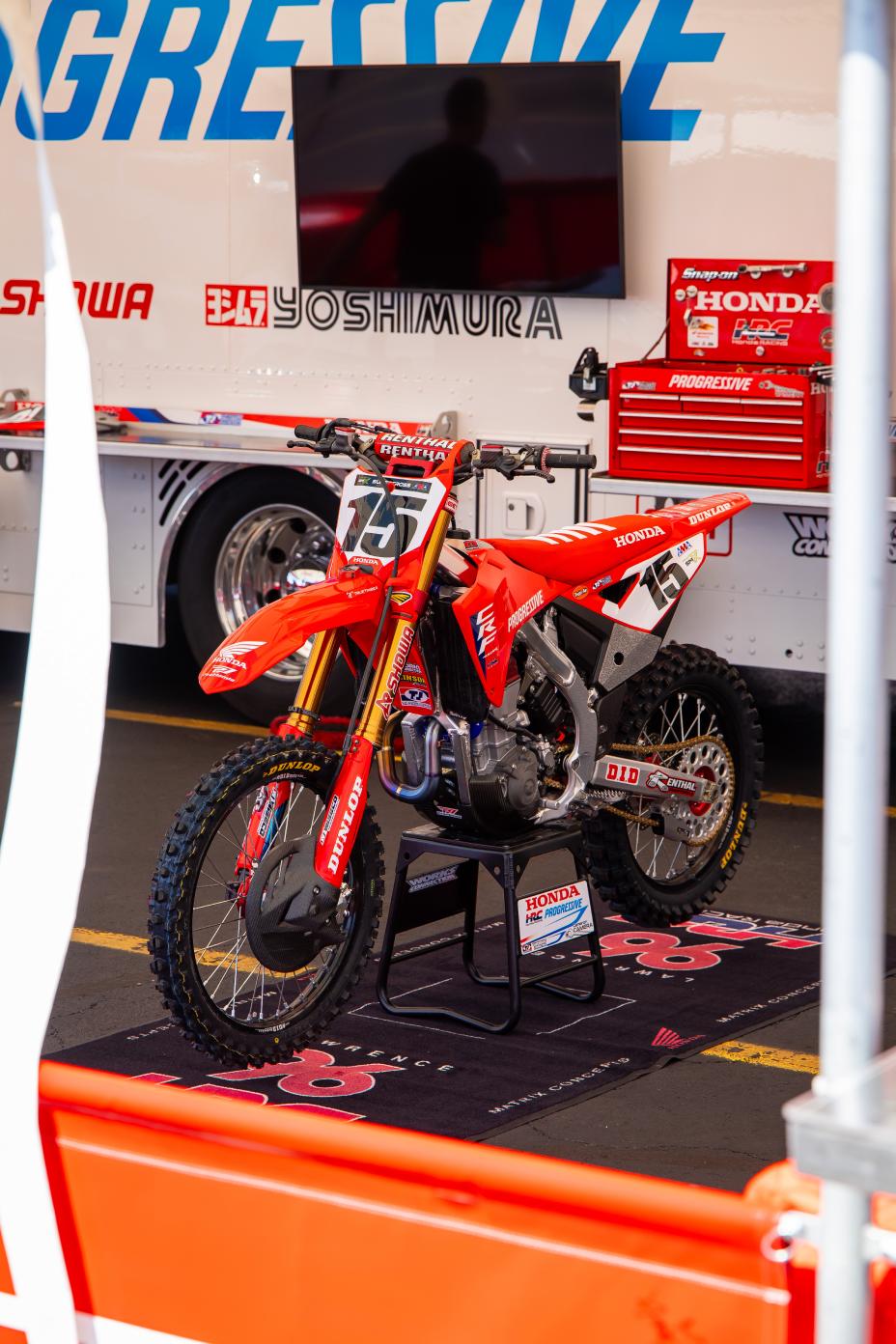 Dean Wilson Earns Top-10 Result at East Rutherford Supercross