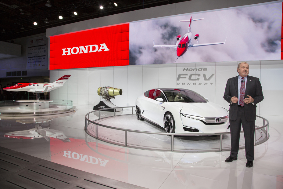 Honda Kicks Off "Year of Honda" Innovations at 2015 North American ...