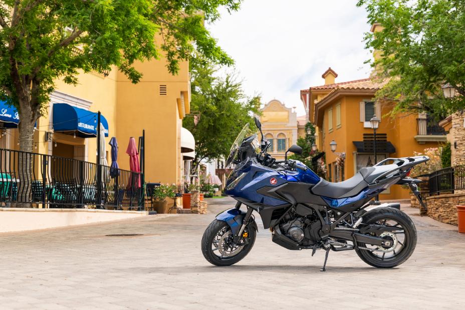 2025 NT1100 DCT Specifications