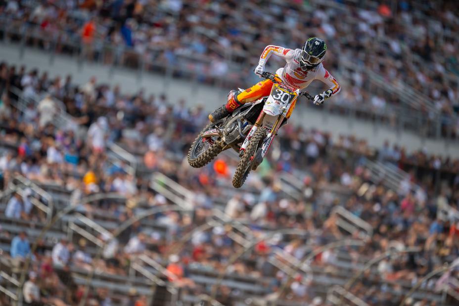Debut 450 Win for Hunter Lawrence at Fort Worth SMX