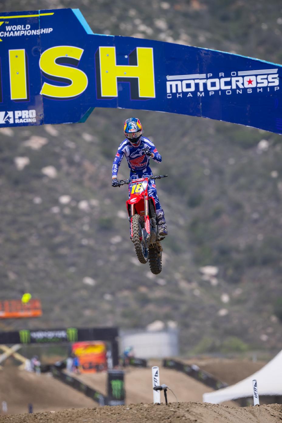 Powerful Return to Racing for Honda HRC Progressive at Fox Raceway