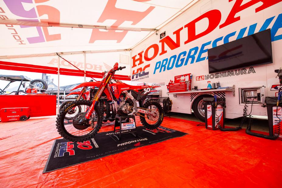 Powerful Return to Racing for Honda HRC Progressive at Fox Raceway