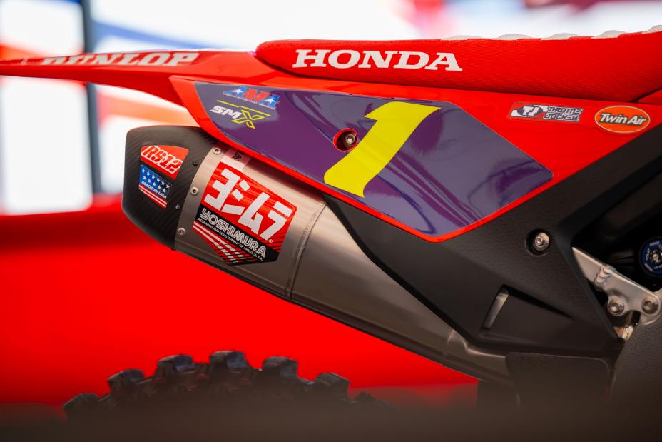 Jett Lawrence Earns His First Win of the Season, at Anaheim 2 SX