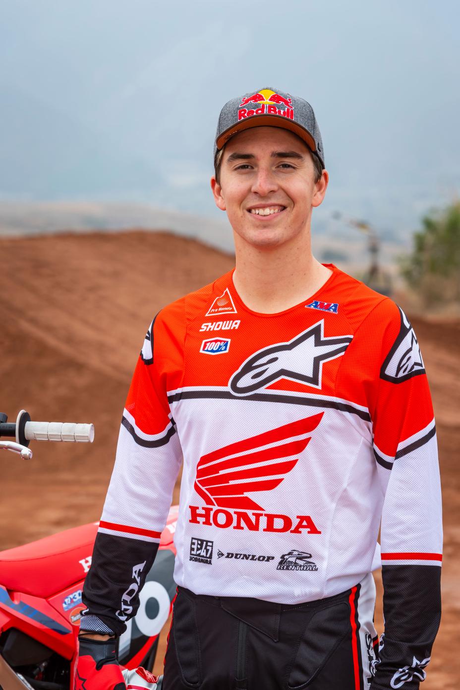 Hunter Lawrence Static