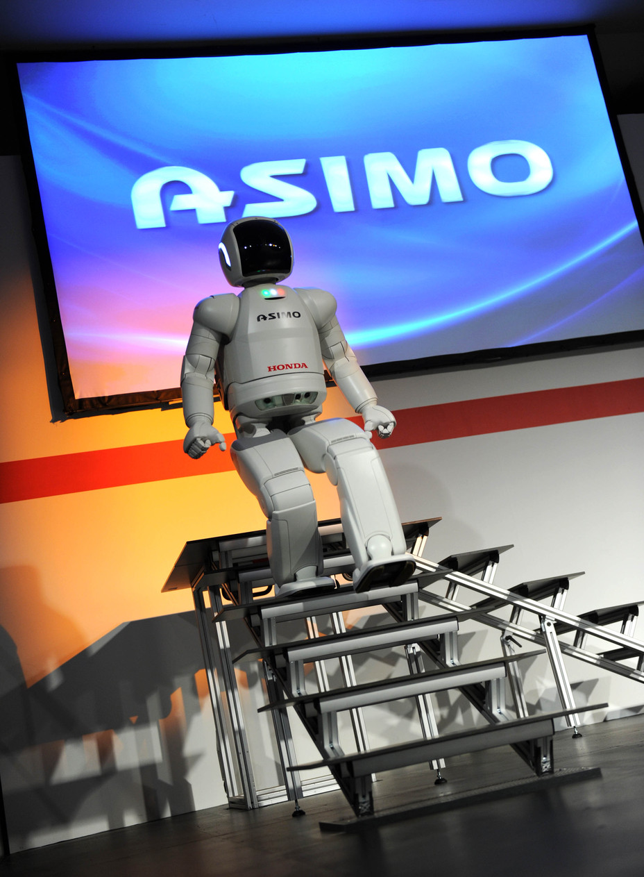 ASIMO Presented at the Honda Premiere of "Living With Robots"