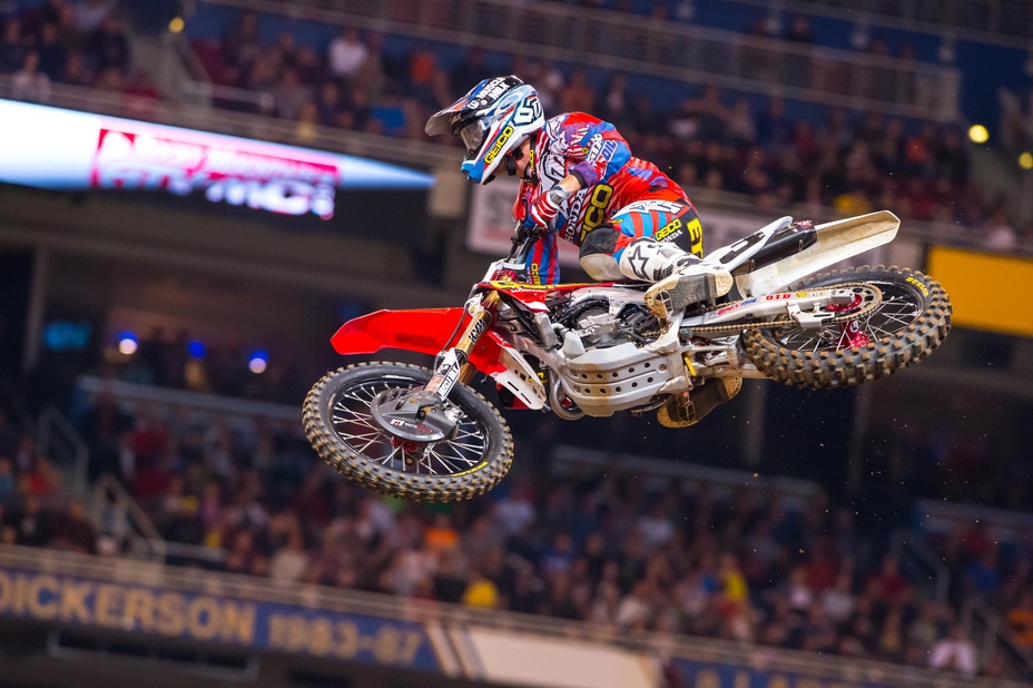 Seely Cards a Fourth at St. Louis