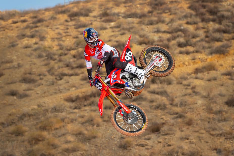 Hunter Lawrence Action