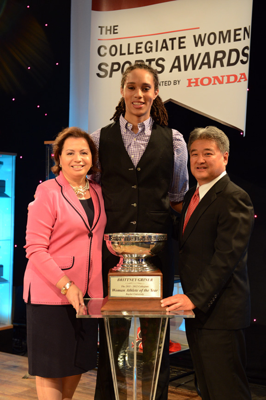 Collegiate Women Sports Awards Presents 2012 Honda Cup to Baylor ...