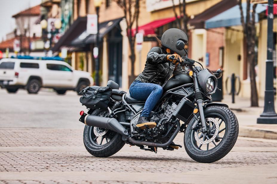 Rebel 300 E-Clutch Headlines 2026 Honda Cruiser New-Model Announcement