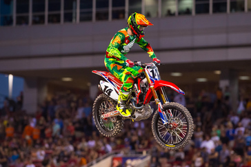 Seely Closes Out AMA Supercross Season with Rookie of the Year Honors