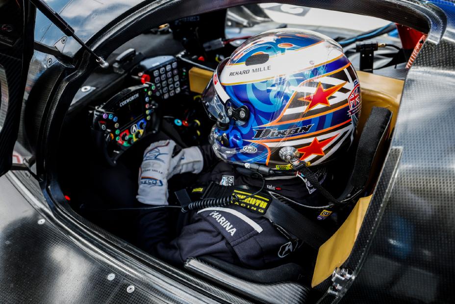 Acura Shows Speed, Reliability at Daytona Test