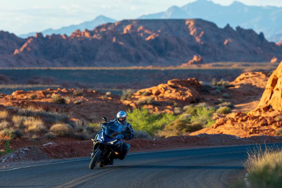 2025 NT1100 DCT Specifications