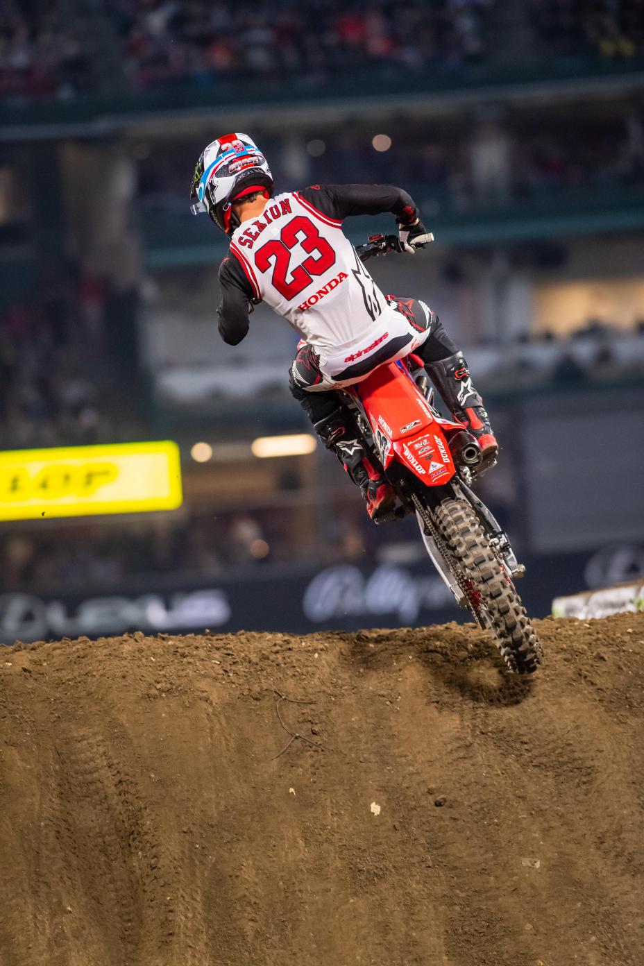 Jett Lawrence Wins 250 West AMA Supercross Opener at Anaheim 1