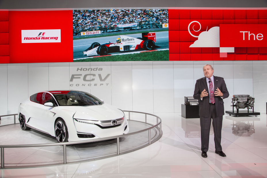 Honda Kicks Off "Year of Honda" Innovations at 2015 North American ...