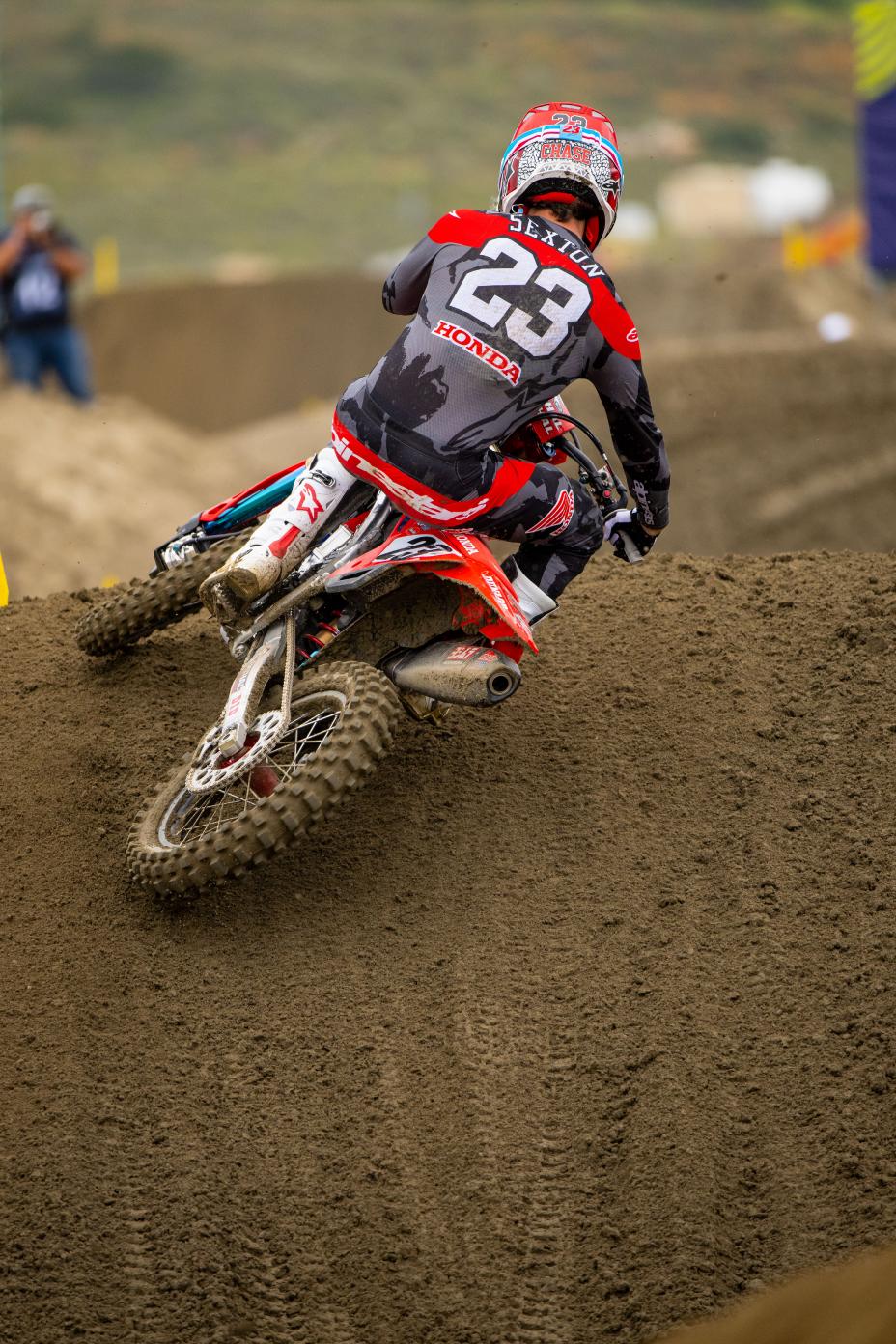Pro Motocross Season Starts With Dominant Performance By Honda