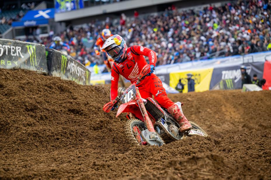Shimoda Fifth in 250SX Showdown at Philadelphia Supercross