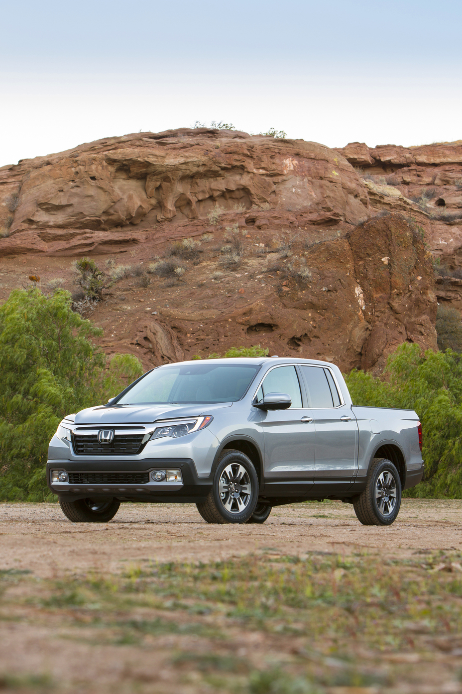All-New 2017 Honda Ridgeline Pickup Truck Makes World Debut at 2016 ...